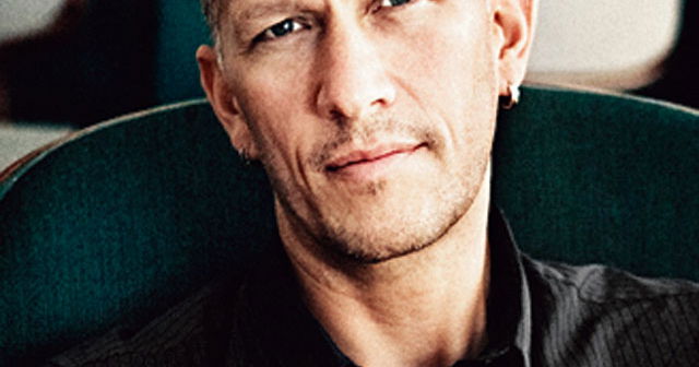 Flamman | Författare demonstrerade mot privatisering